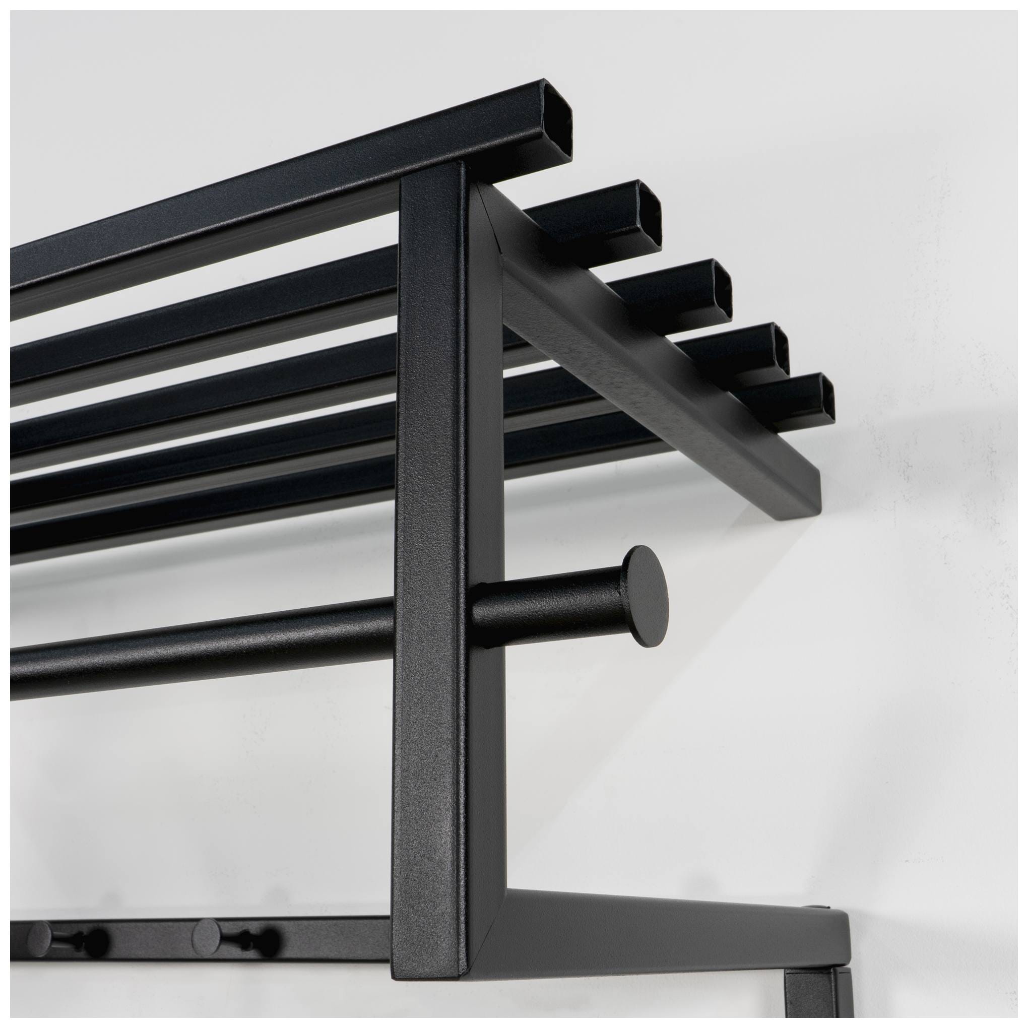 Wandgarderobe RIZZOLI BLACK EDITION mit Hutablage von Spinder Design